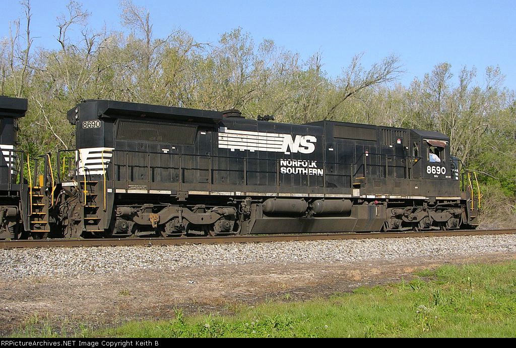 NS 8690